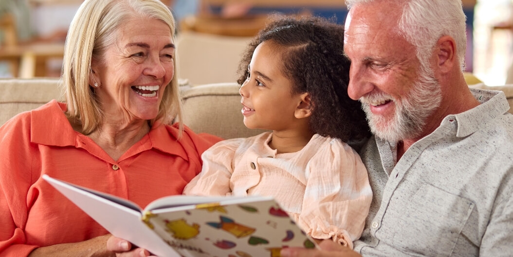 Benefits of Reading and Book Clubs for Seniors in Assisted Living